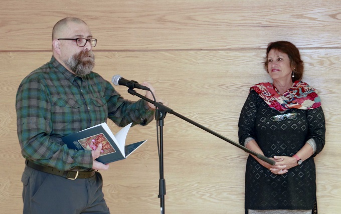 Profesor e ilustrador Claudio Romo inauguró exposición "Tabula ...